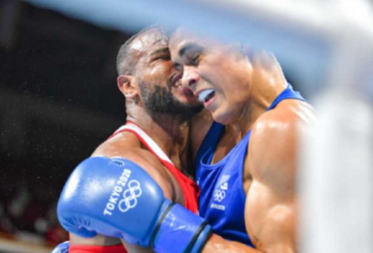 Moroccan Boxer Youness Baalla Tries To Bite Opponent In Olympics Defeat ...